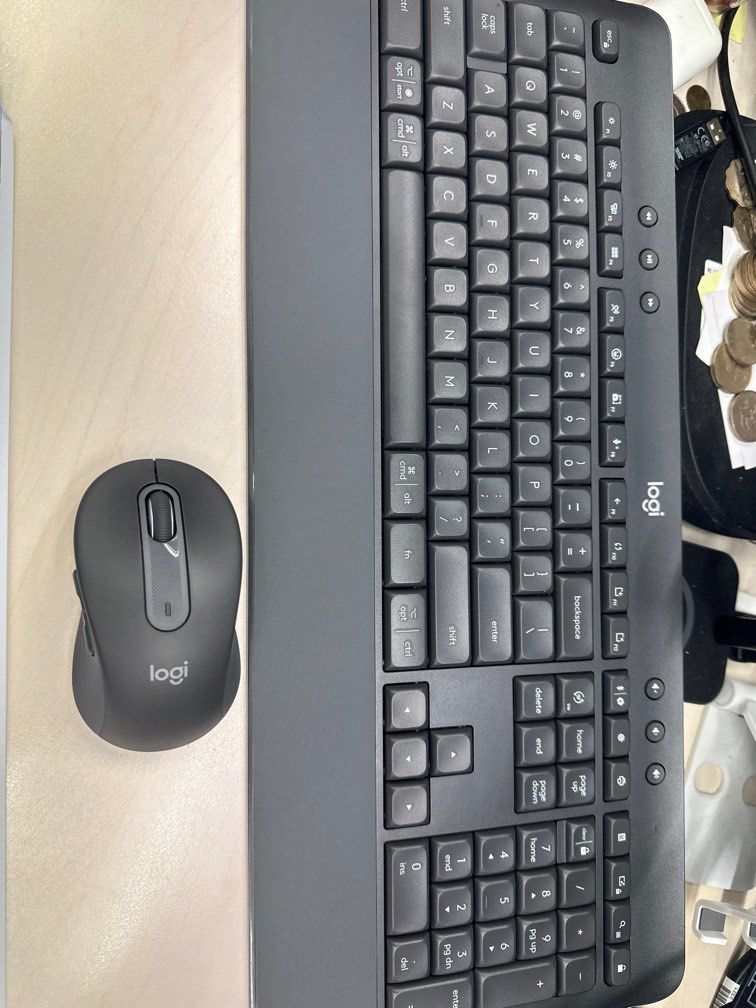 Logitech Keyboard Mouse M650 K650, 電腦＆科技, 桌上電腦 - Carousell
