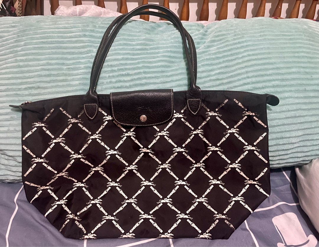 LONGCHAMP le pliage large long handle, Luxury, Bags & Wallets on Carousell