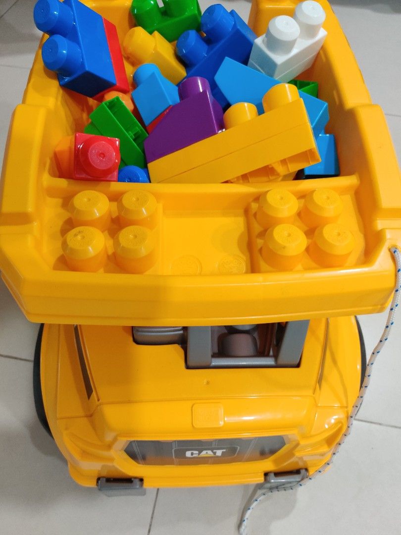 Mega Bloks big CAT dump truck with lots of blocks, Babies & Kids ...