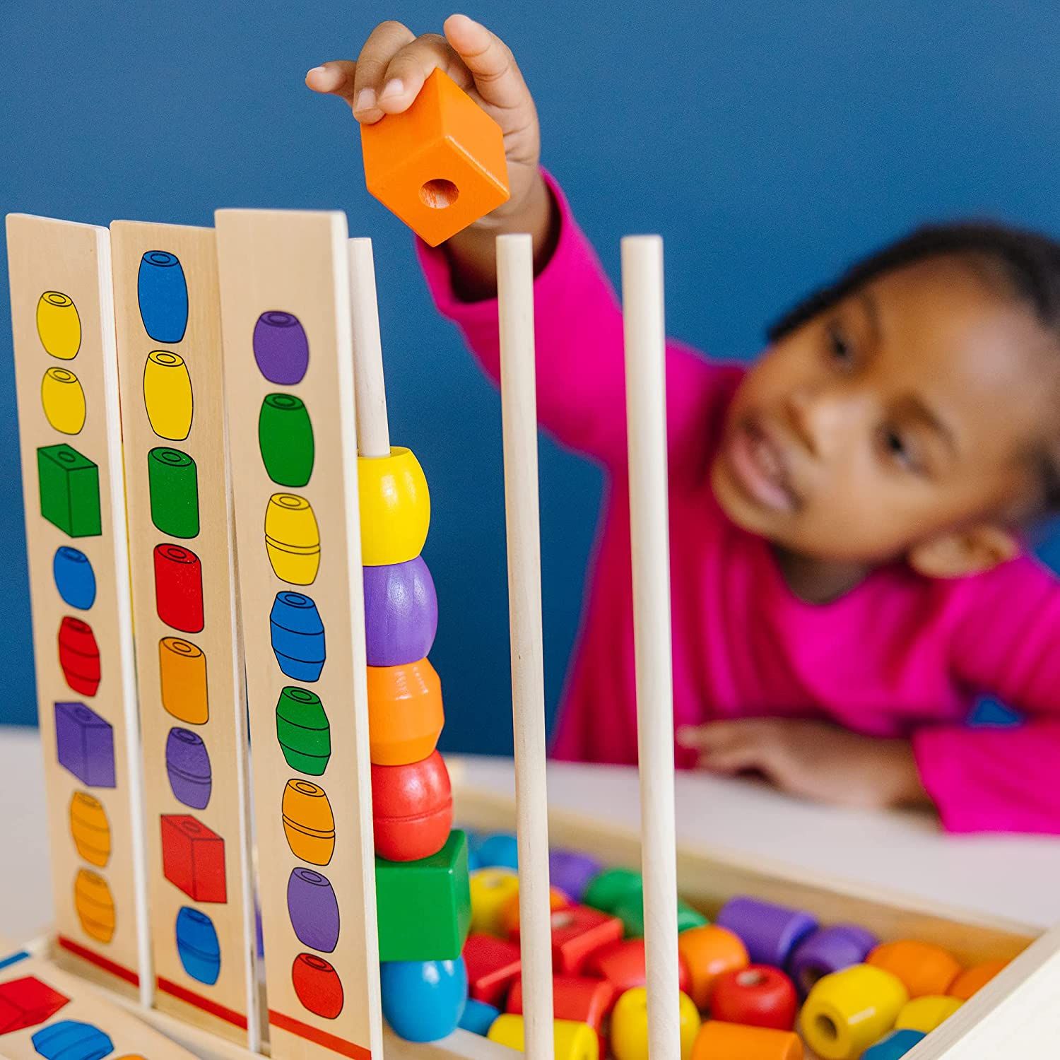 Melissa & Doug Bead Sequencing Set With 46 Wooden Beads and 5 Double ...