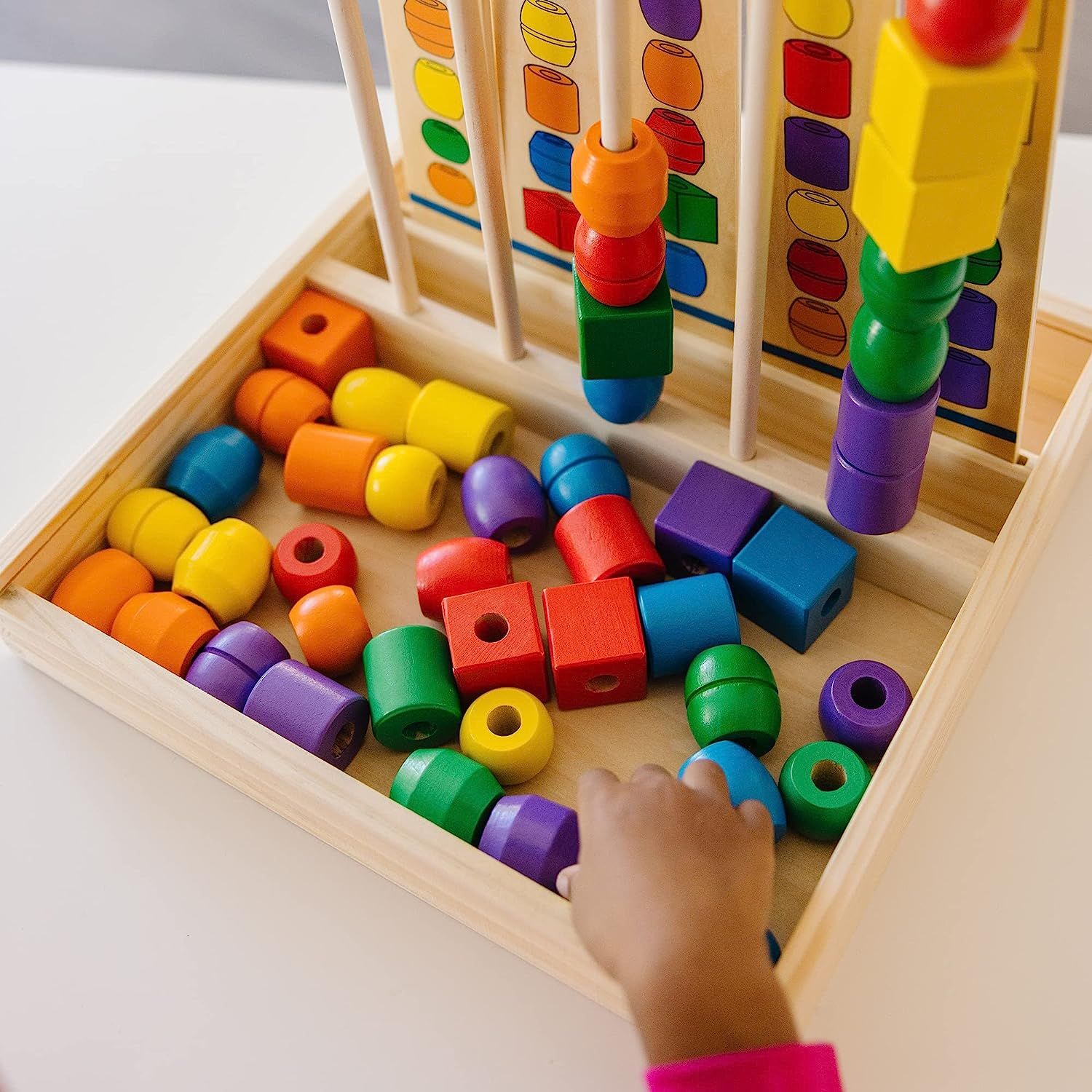 Melissa & Doug Bead Sequencing Set With 46 Wooden Beads and 5 Double ...