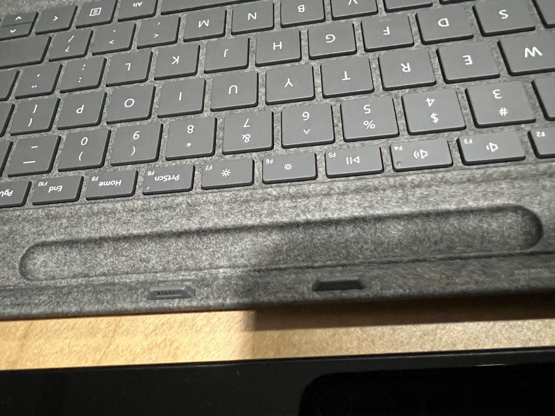 Microsoft Surface Pro Signature Keypad (Grey), Computers & Tech, Parts ...