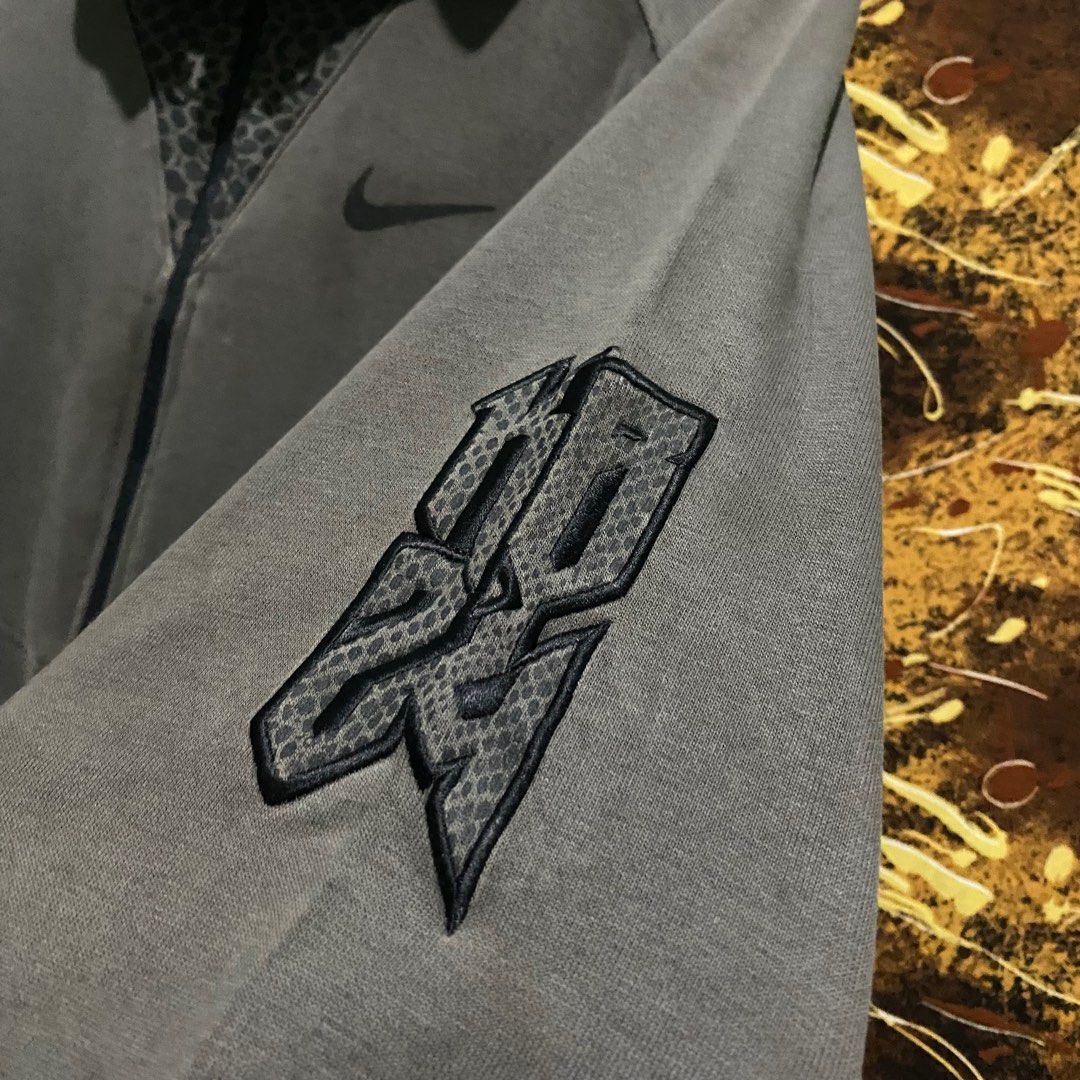 Nike Kobe Mamba Snakeskin KB24-Zip up Jacket, Men's Fashion, Coats ...