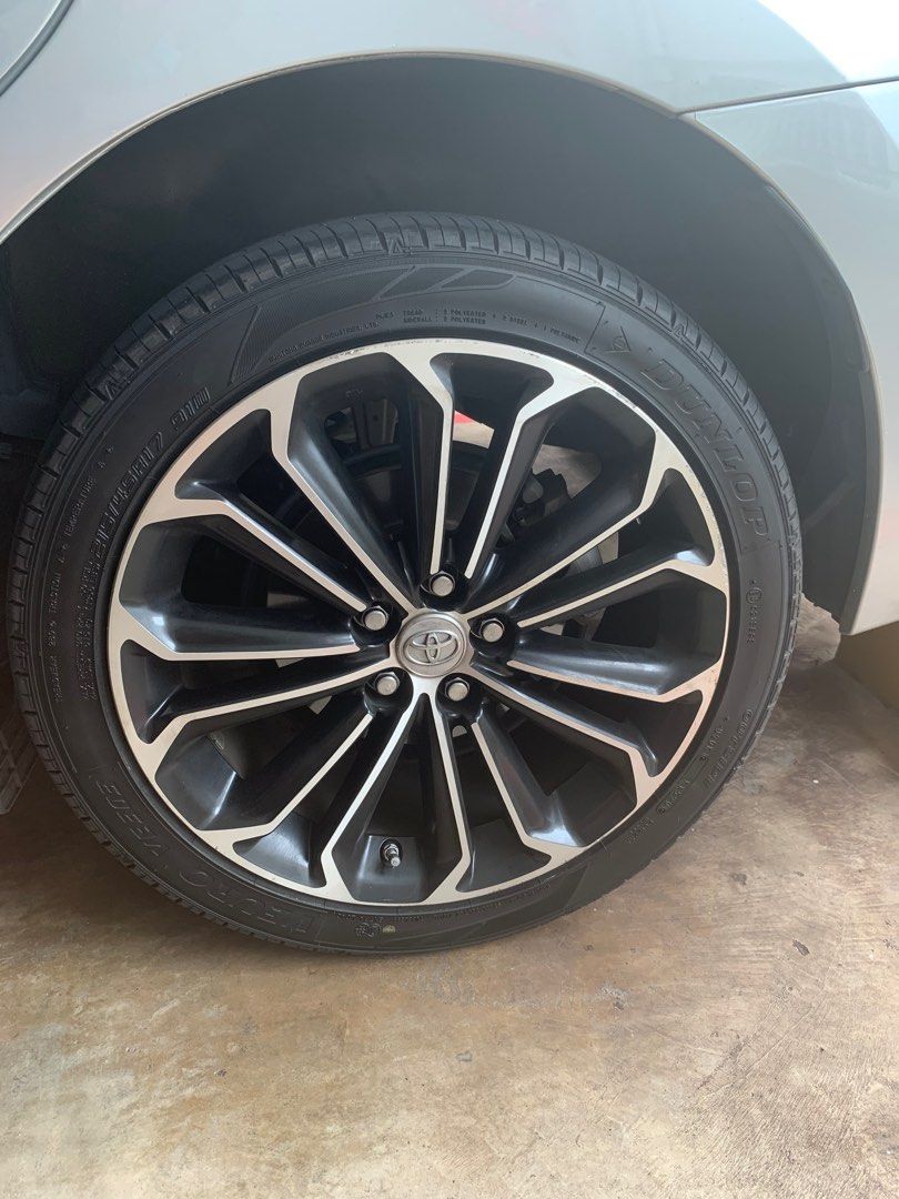 Original Toyota Altis 17 inch rims (5x100), including tyres, Car ...