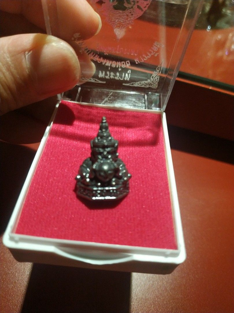 Phra lahu, Hobbies & Toys, Memorabilia & Collectibles, Religious Items ...
