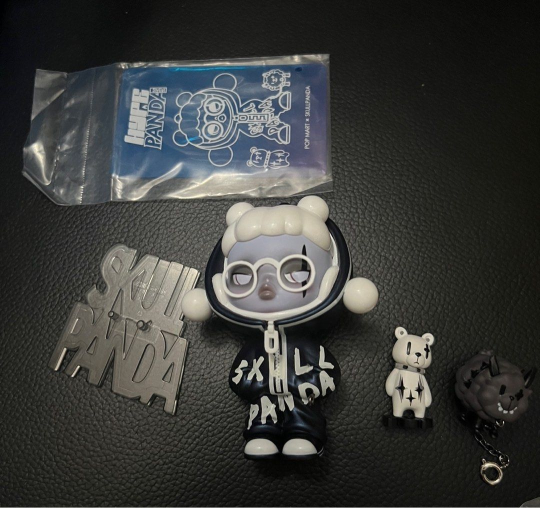 Popmart skullpanda hype panda stylist, Hobbies & Toys, Toys & Games on ...