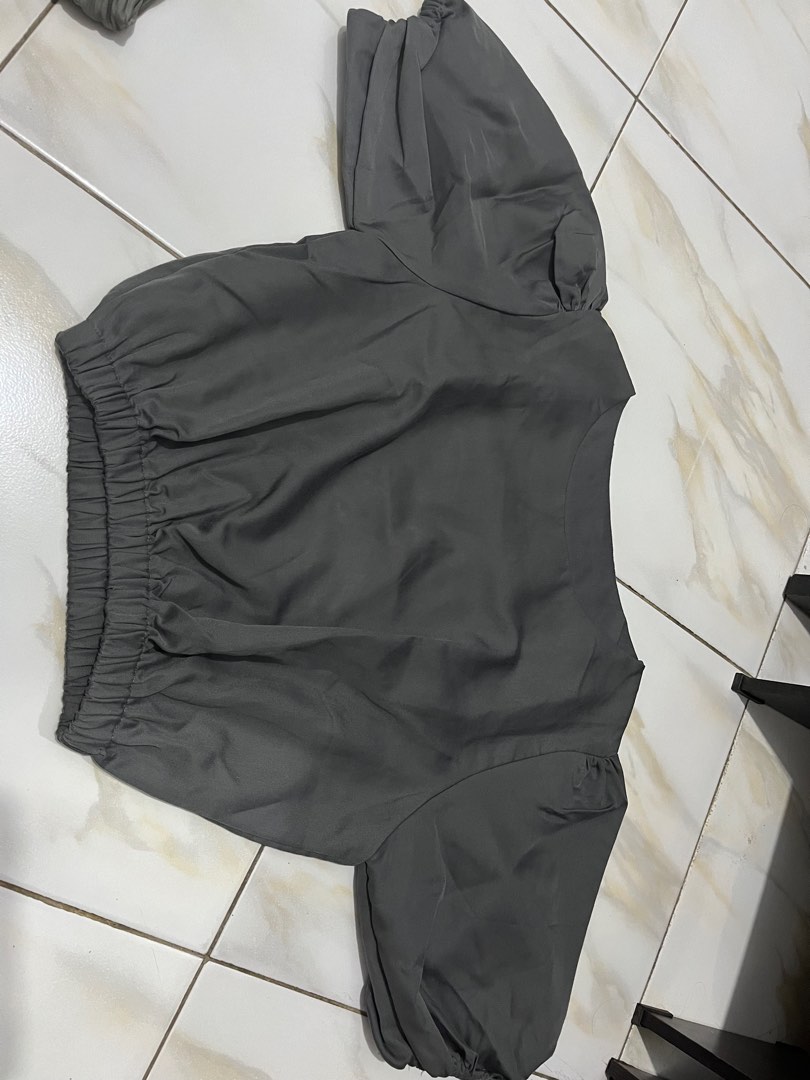 Puffy grey top, Fesyen Wanita, Pakaian Wanita, Atasan di Carousell