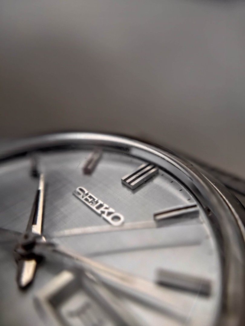 RARE linen grey-silver dial Seiko Lord Matic, Men's Fashion, Watches ...