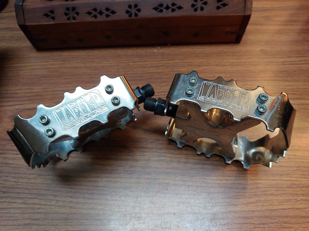 Rare ROB WARNER basejump pedals, Sports Equipment, Bicycles & Parts ... Rare ROB WARNER basejump pedals, Sports Equipment, Bicycles & Parts ...