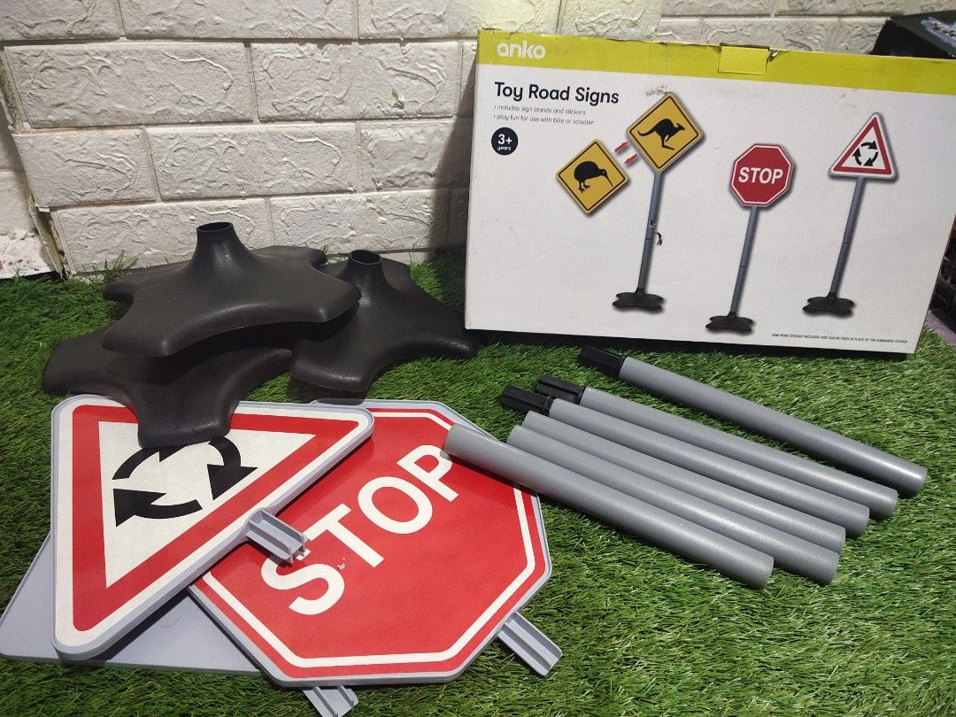 Road signs, Hobbies & Toys, Toys & Games on Carousell