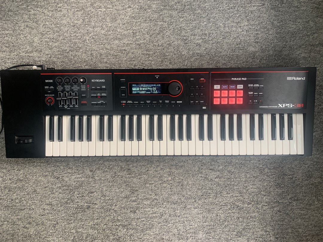 Roland 合成器 XPS 30 61-Key 64-Voice Expandable Synthesizer ，可入電池, 興趣及遊戲 ...