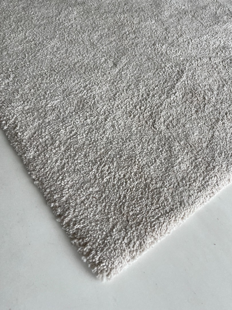 Rug - Large Size 2m x 3m, Furniture & Home Living, Home Decor, Carpets ...