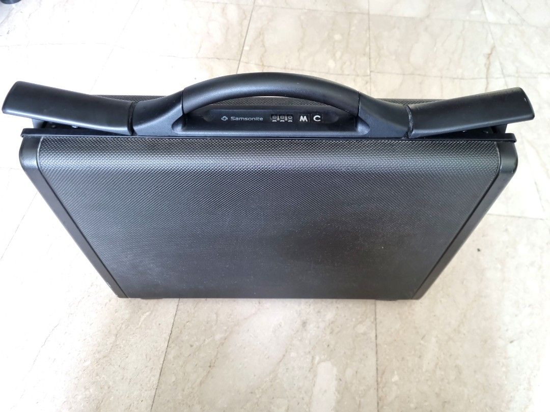 Samsonite office briefcase, Men's Fashion, Bags, Briefcases on Carousell