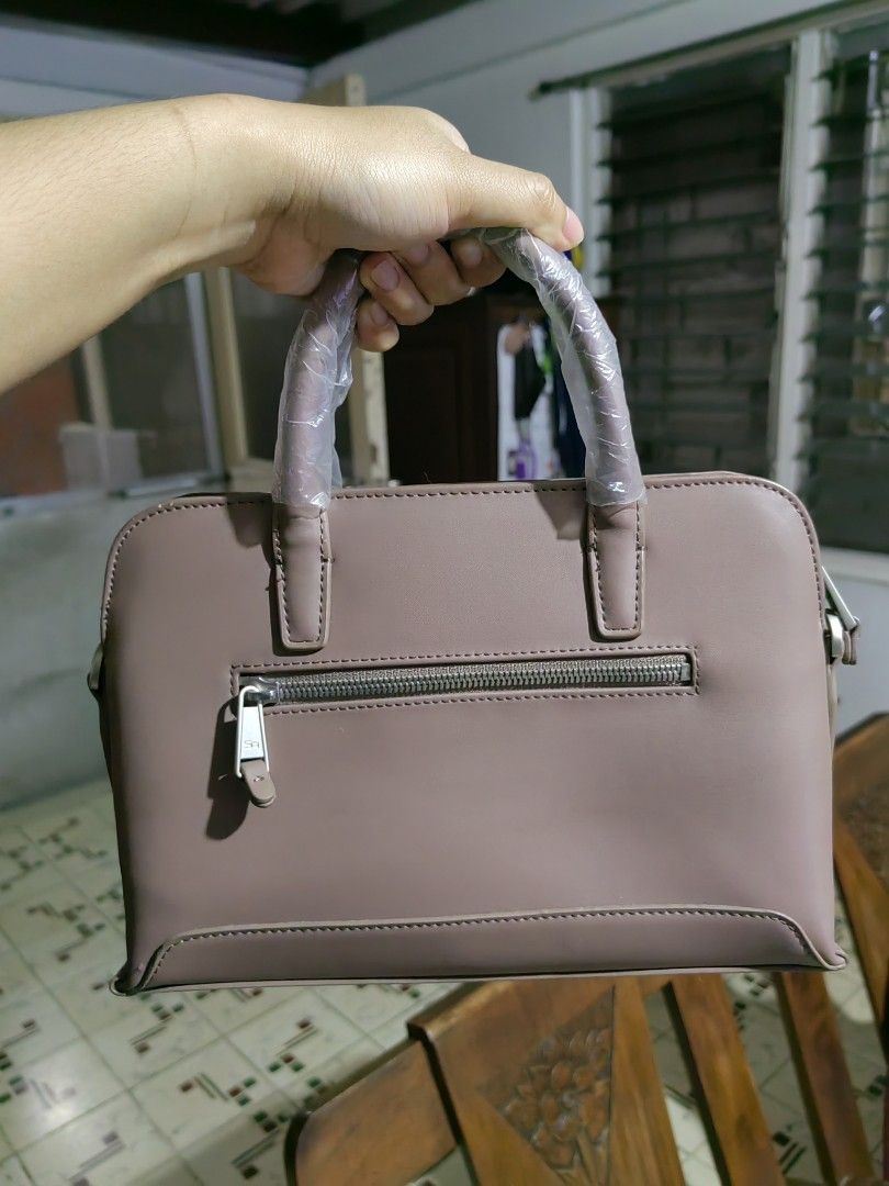 Samsonite Pink Shoulder Bag, Women's Fashion, Bags & Wallets, Shoulder ...