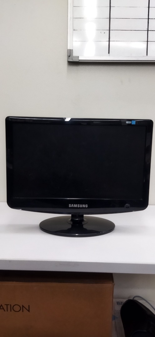 Samsung 632NW, Computers & Tech, Desktops on Carousell