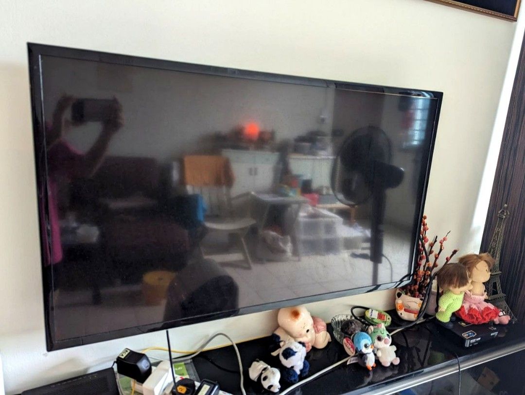 Samsung smart TV 41" (inch) No stand, TV & Home Appliances, TV ...