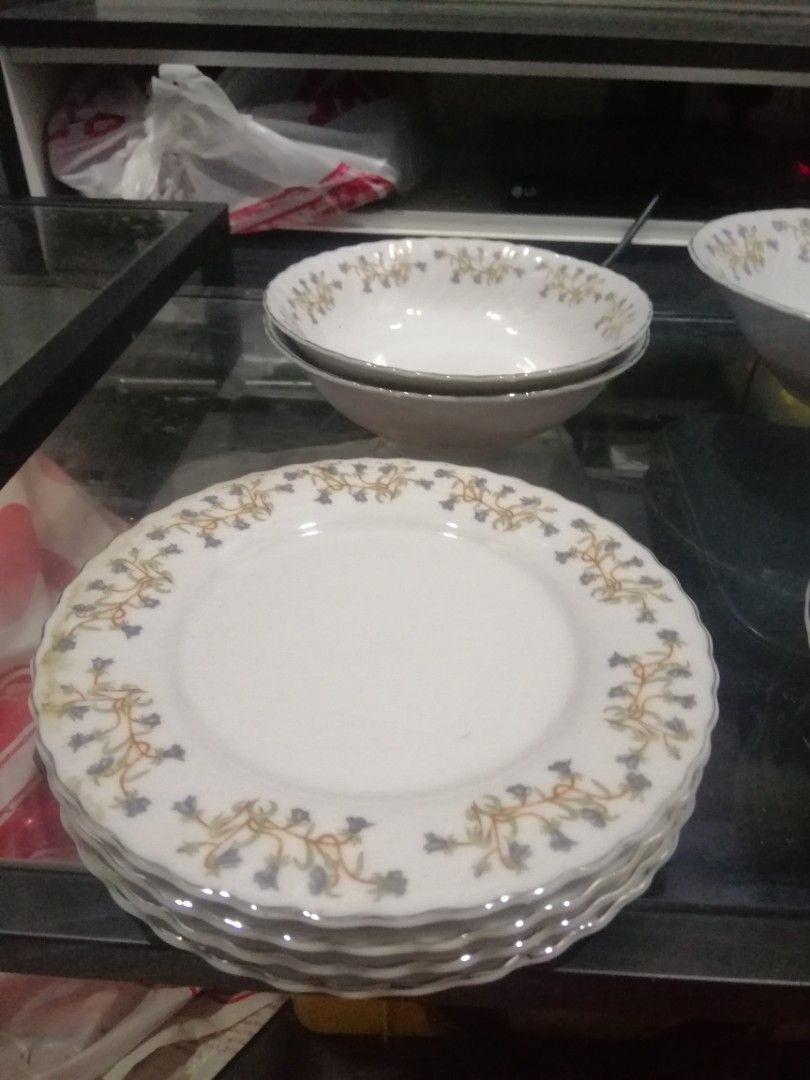 Set Pinggan vintage, Furniture & Home Living, Kitchenware & Tableware ...