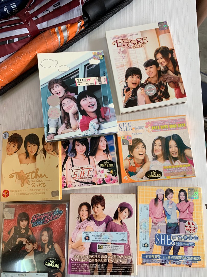 S.H.E selina Ella hebe cd (SHE), Hobbies & Toys, Music & Media, CDs & DVDs on Carousell