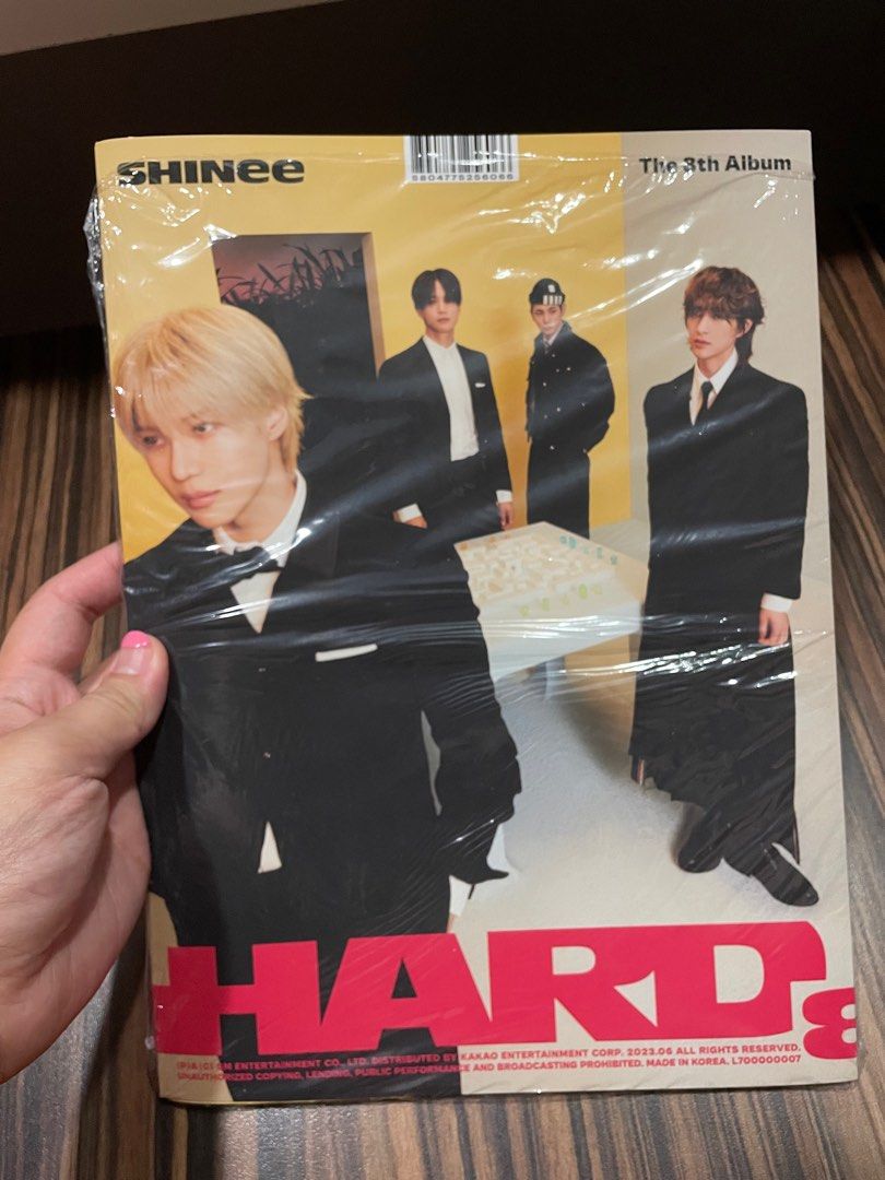 SHINee Hard Albums, Hobbies & Toys, Memorabilia & Collectibles, K-Wave ...