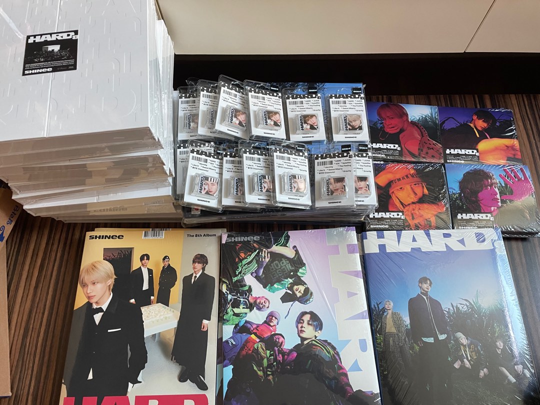 SHINee Hard Albums, Hobbies & Toys, Memorabilia & Collectibles, K-Wave ...