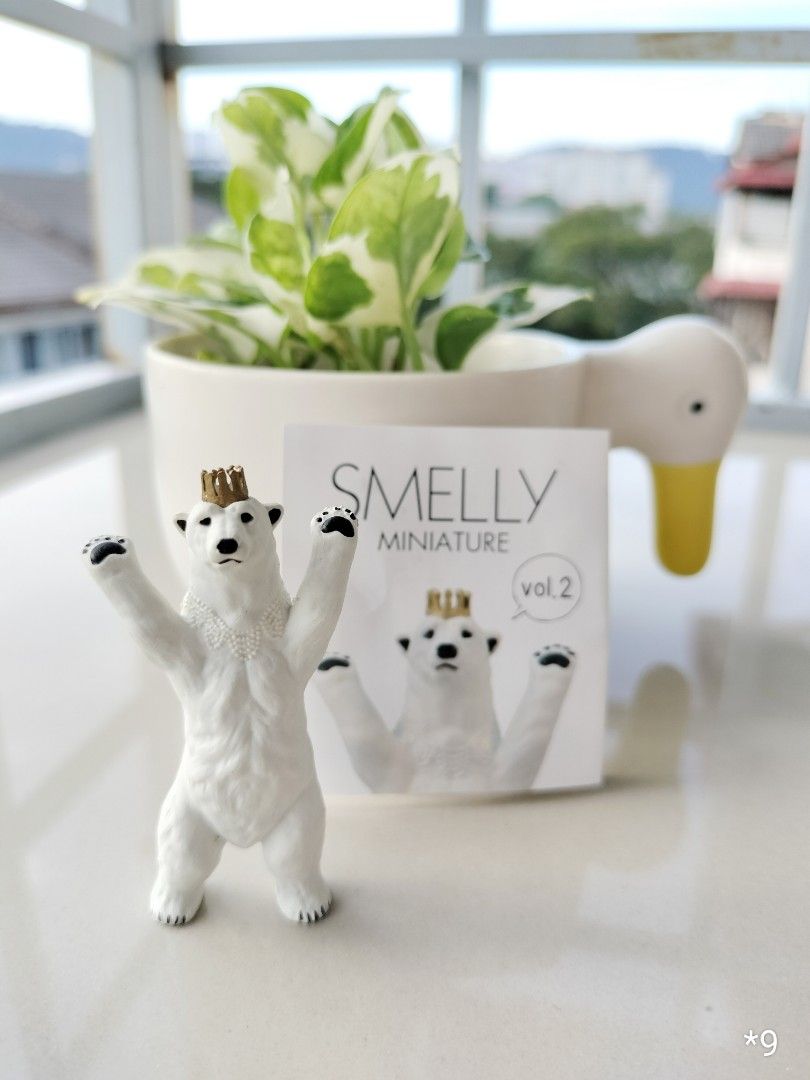 SMELLY miniature vol. 2_ Gashapon Capsule Toy _Polar Bear (03.Banzai ...