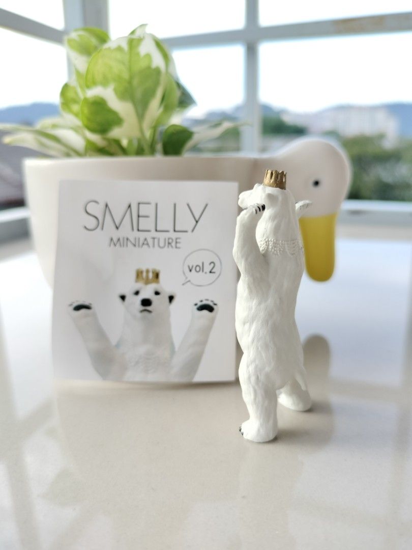 SMELLY miniature vol. 2_ Gashapon Capsule Toy _Polar Bear (03.banzai ...