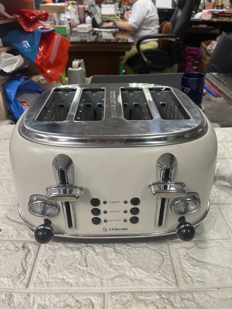 Stirling 4 Slice Bread Toaster White, TV & Home Appliances, Kitchen ...