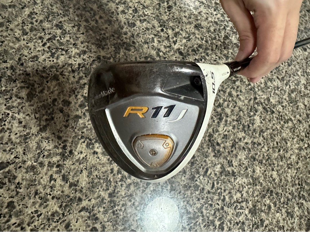 Taylormade R11 driver, Sports Equipment, Sports & Games, Golf on Carousell