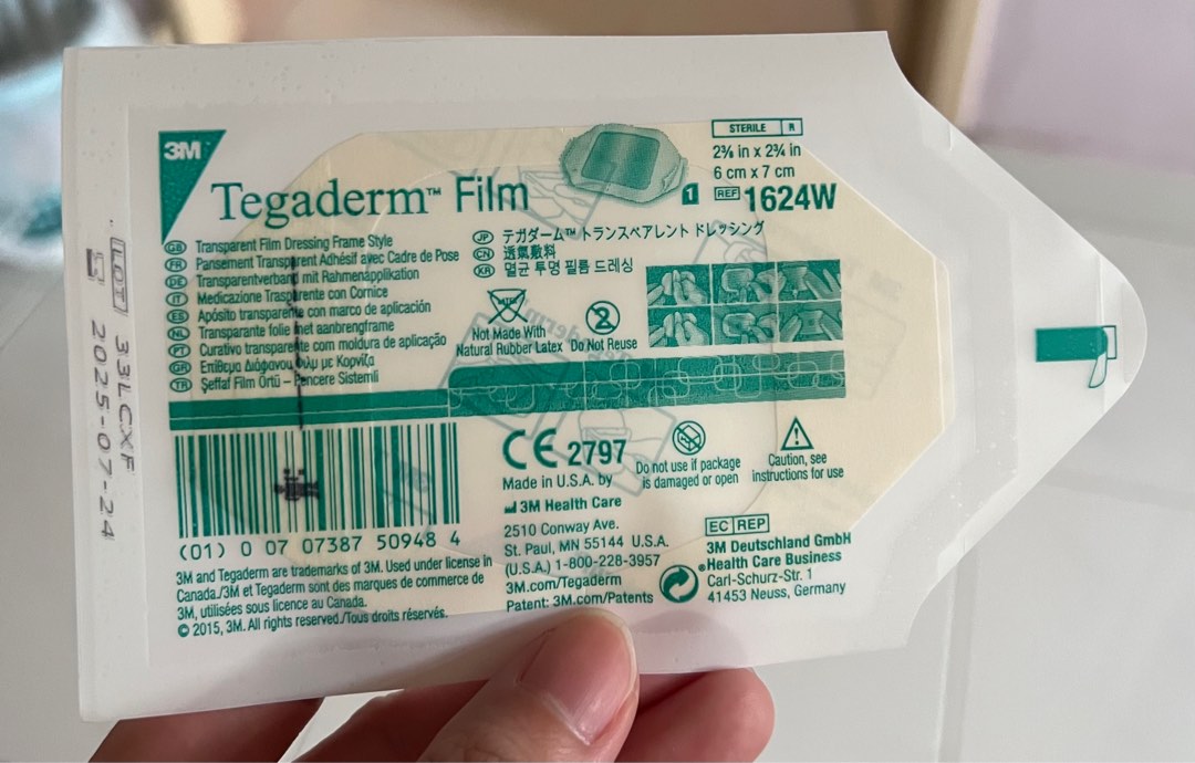 Tegaderm Film Dressing 6cm x 7cm, Health & Nutrition, Medical Supplies ...
