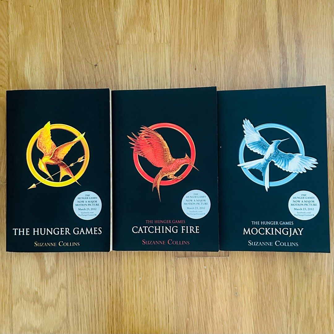 The Hunger Games Complete Set Storybook Suzanne Collins, Hobbies & Toys ...