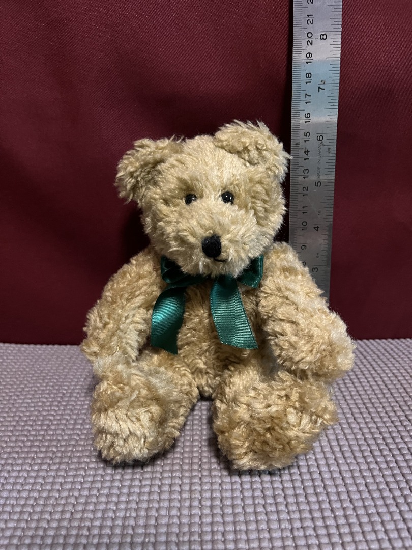 Traditional Teddy Bear by Teddy & Friends, Movable legs, Hobbies & Toys ...