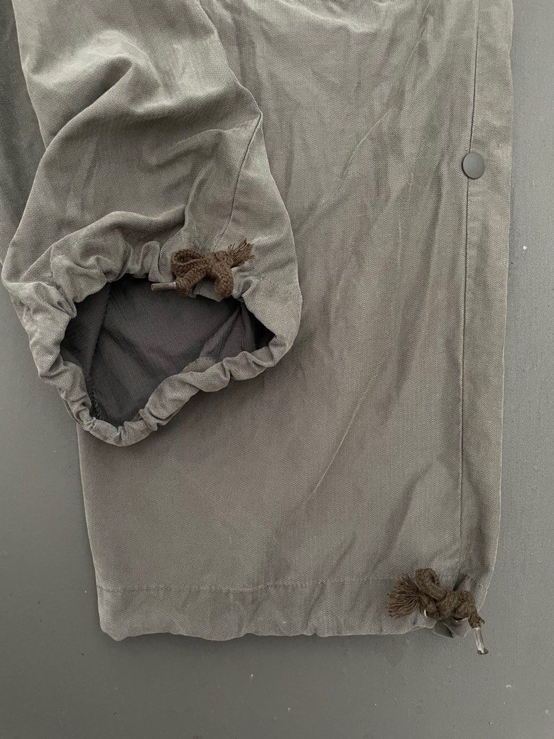 Vintage Parachute cargo Pants, Men's Fashion, Bottoms, Trousers on Carousell