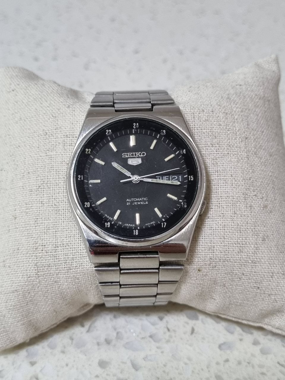 Vintage Seiko 5 Automatic *CHEAP*, Luxury, Watches on Carousell