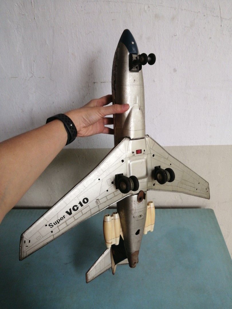 Vintage Super VC10 G-ASGA Airplane Made in Japan Modern Toys Tin Toy ...