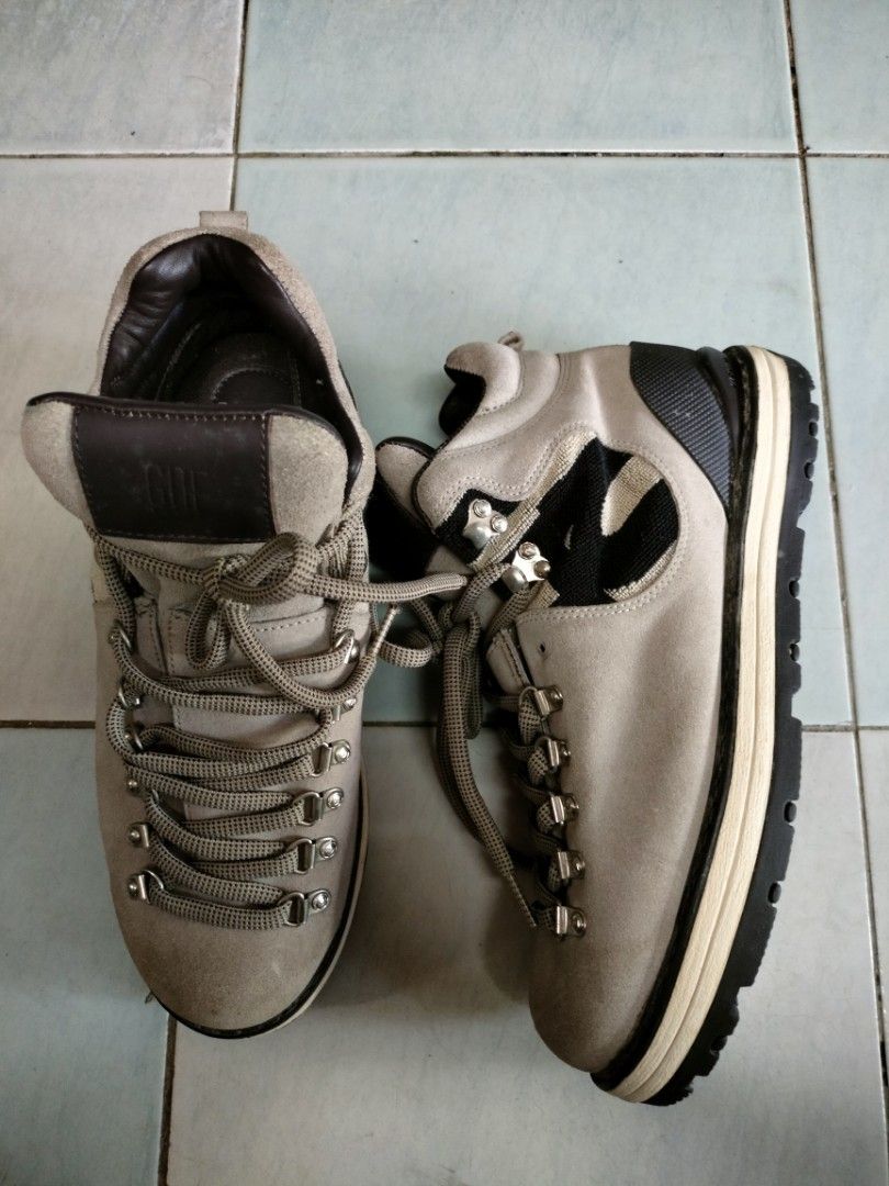 VISVIM SERRA BOOT, Men's Fashion, Footwear, Boots on Carousell