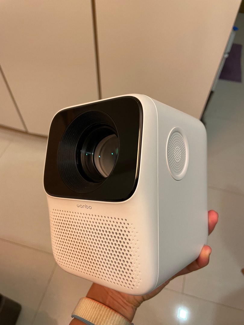 Wanbo Portable Projector, TV & Home Appliances, TV & Entertainment ...