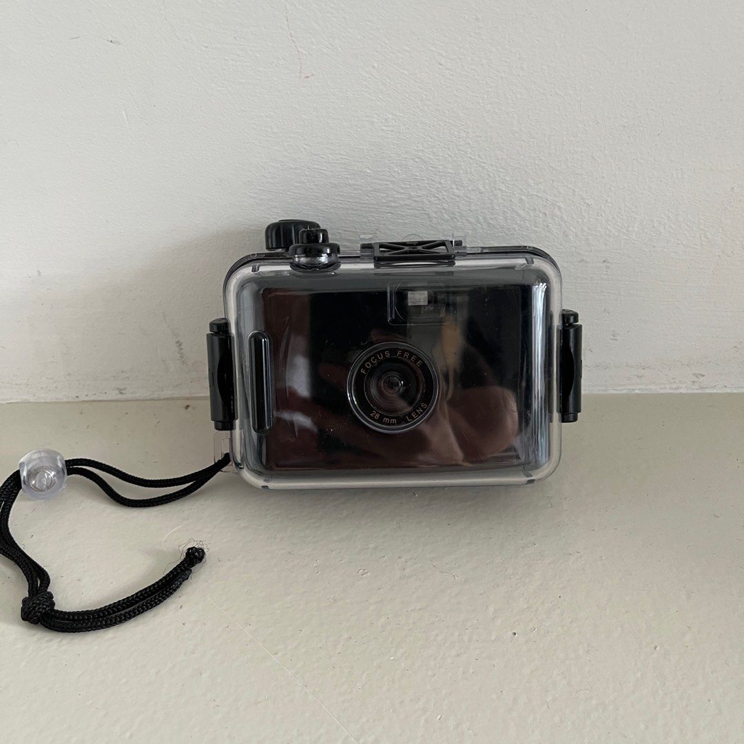 Waterproof underwater film camera case in black, Photography, Cameras ...