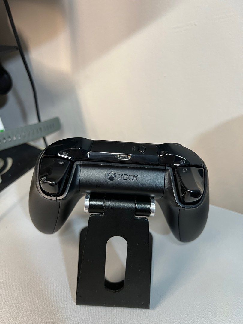 Original Xbox One Controller with Xbox wireless receiver , Video Gaming ...