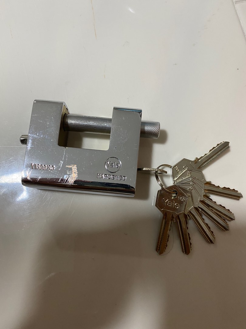 Yale lock gate set, Furniture & Home Living, Security & Locks, Locks ...