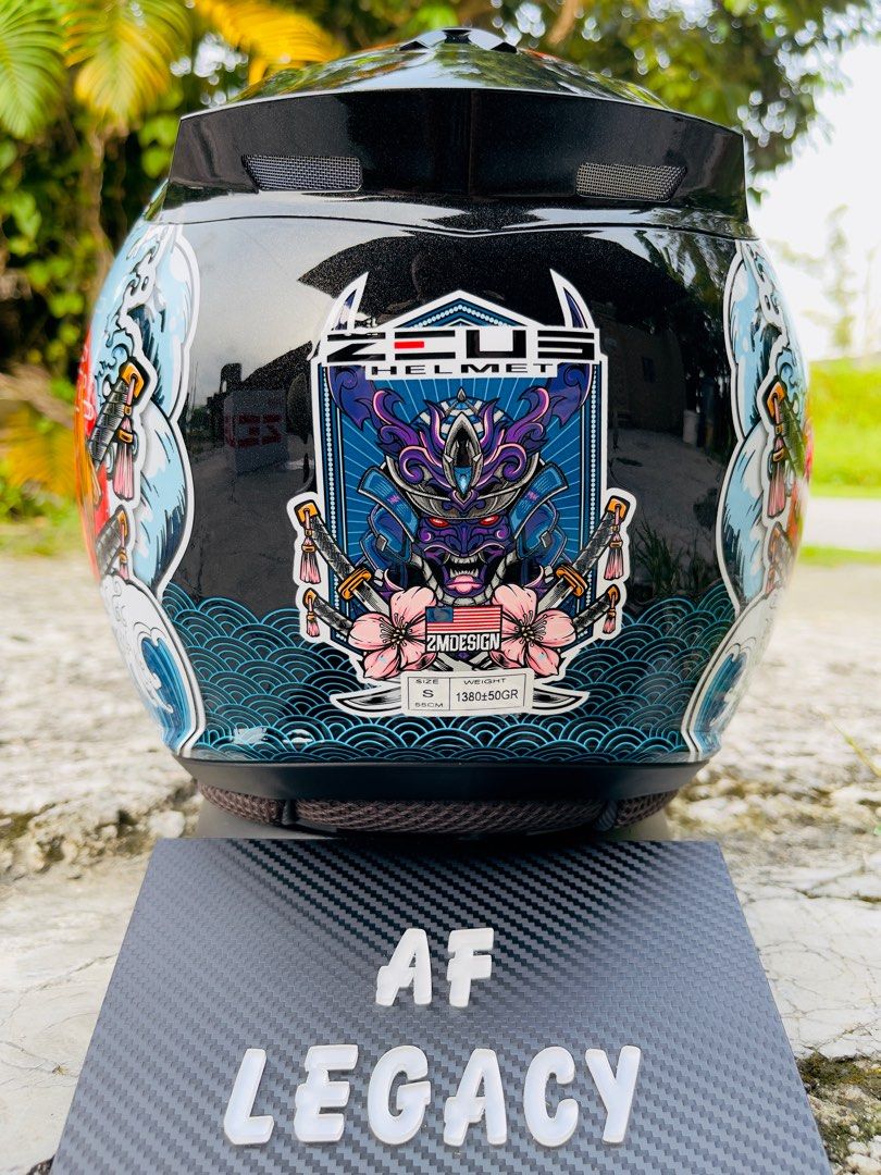 ZEUS KOI BLACK (S), Motorcycles, Motorcycle Accessories on Carousell