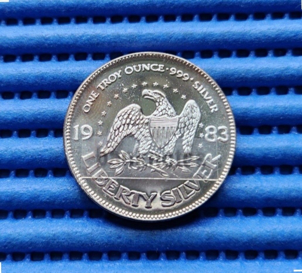 1983 A-MARK Liberty Silver Eagle 1 oz 999 Pure Silver Round, Hobbies ...