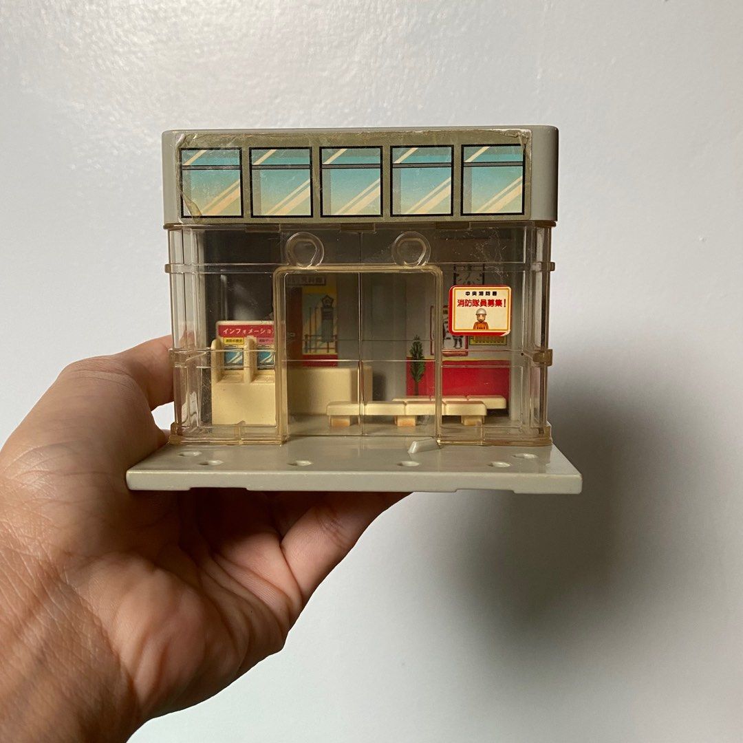 2008 Tomica Town ShyouBouShyo Takara Tomy Mini Fire Station Minis ...