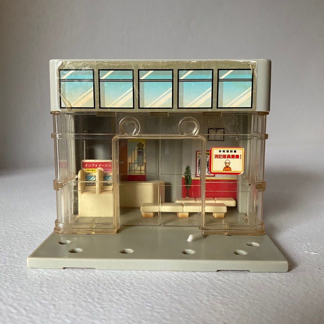 2008 Tomica Town ShyouBouShyo Takara Tomy Mini Fire Station Minis ...