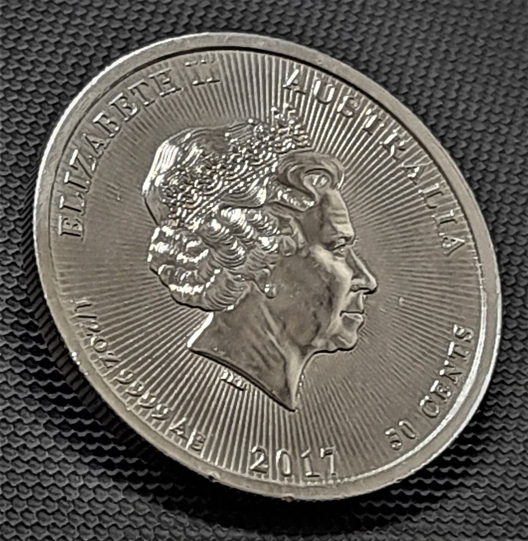 50-CENT QUEEN ELIZABETH II (.999 SILVER COIN) - "VICTORY IN THE PACIFIC ...