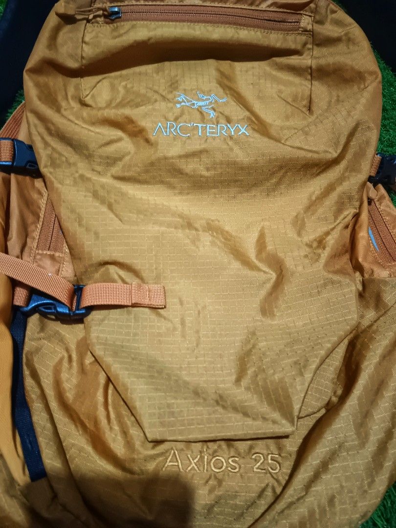 Arc'teryx Axios 25 Bag Pack, Men's Fashion, Bags, Backpacks on Carousell