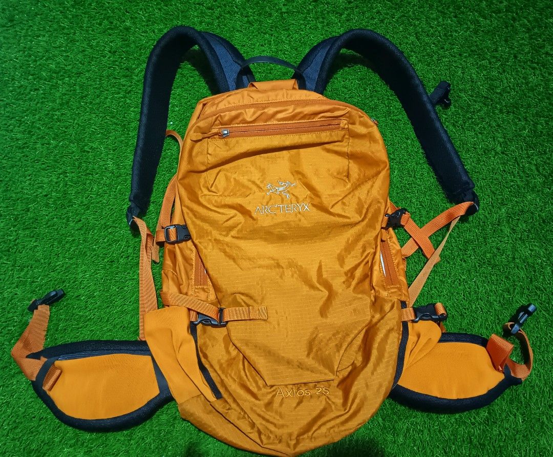 Arc'teryx Axios 25 Bag Pack, Men's Fashion, Bags, Backpacks on Carousell