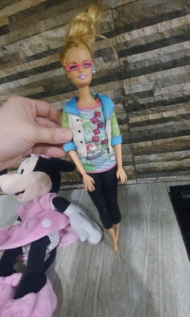 Barbie & Minnie Mouse, Hobbies & Toys, Toys & Games on Carousell