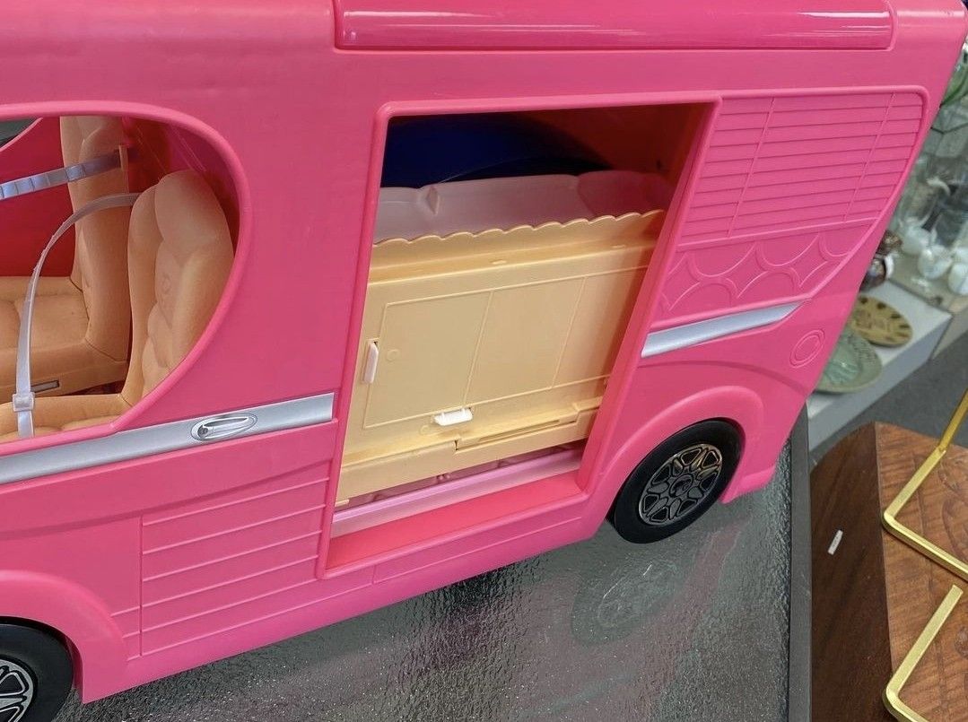Barbie Camper van, Hobbies & Toys, Toys & Games on Carousell