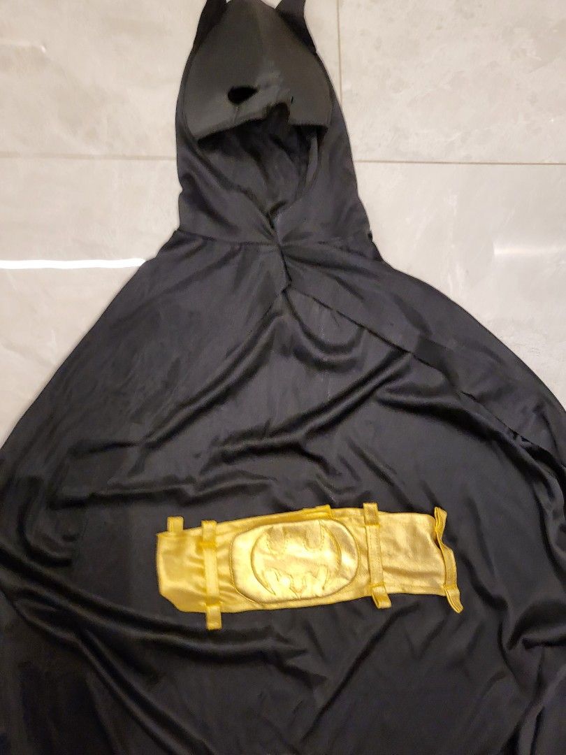 Batman costume/cape+mask, Babies & Kids, Babies & Kids Fashion on Carousell