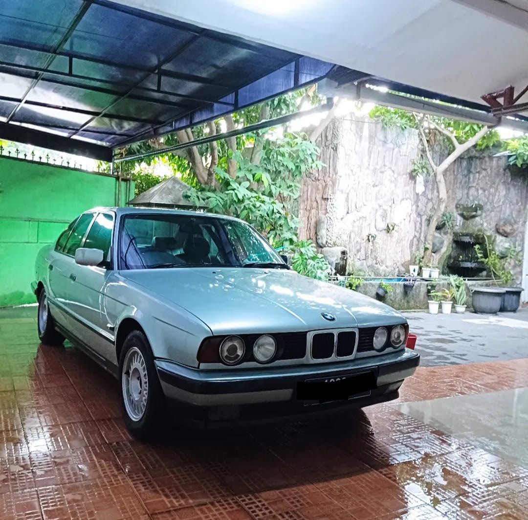 BMW E34 520i MANUAL tahun 1994, Mobil & Motor, Mobil untuk Dijual di ...